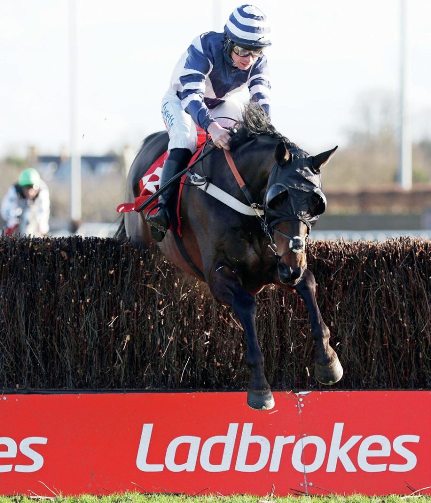 TROPHY FOR THE KEMPTON STARS - Racing Ahead Magazine